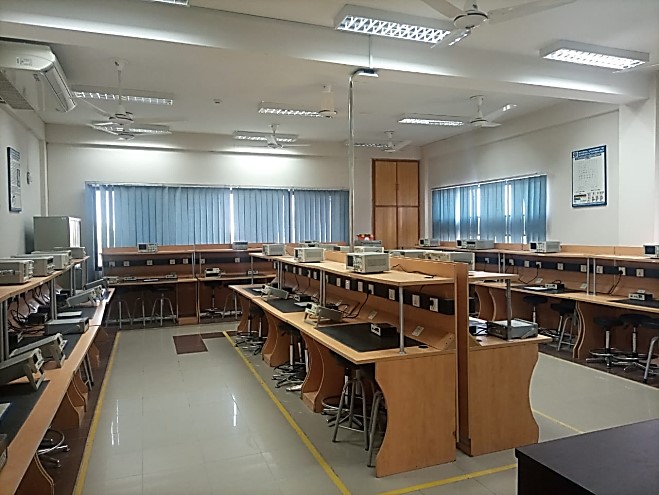 Lab Facilities - National University of Sciences and Technology (NUST)
